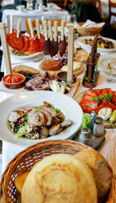 Om Food Management Services : H.N. 160/3, Avas Vikas, Near Bank Of ...